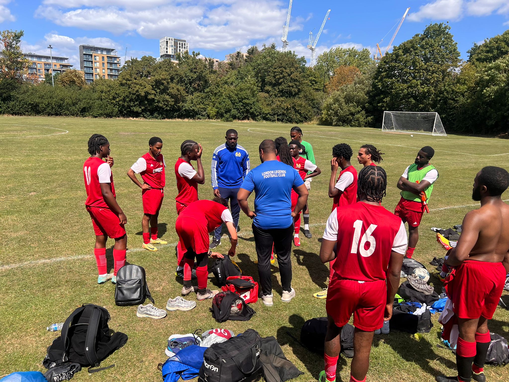 Home [www.londonlegendsfc.co.uk]